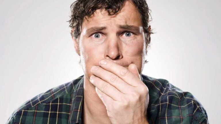 What To Do if You Have Blood in Vomit After Drinking Alcohol