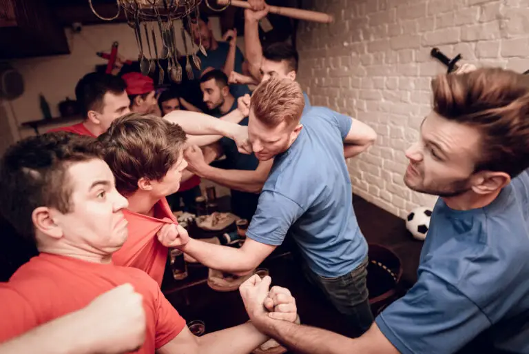 6 Reasons Why We Fight When We Are Drunk