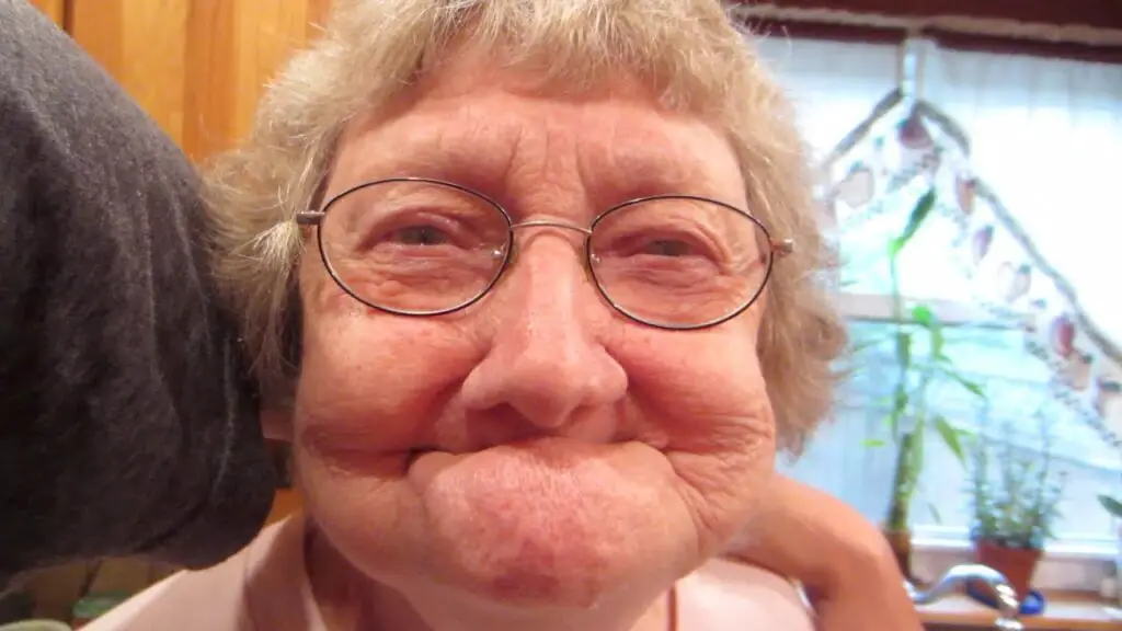 11 Best Bitter Beer Face Gifs